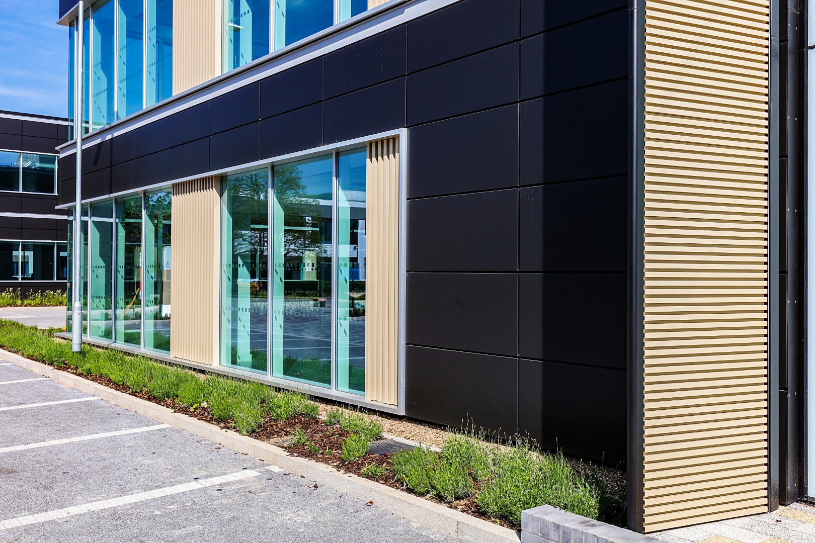 UNITY DF Discrete Fix Rainscreen System | Metalline